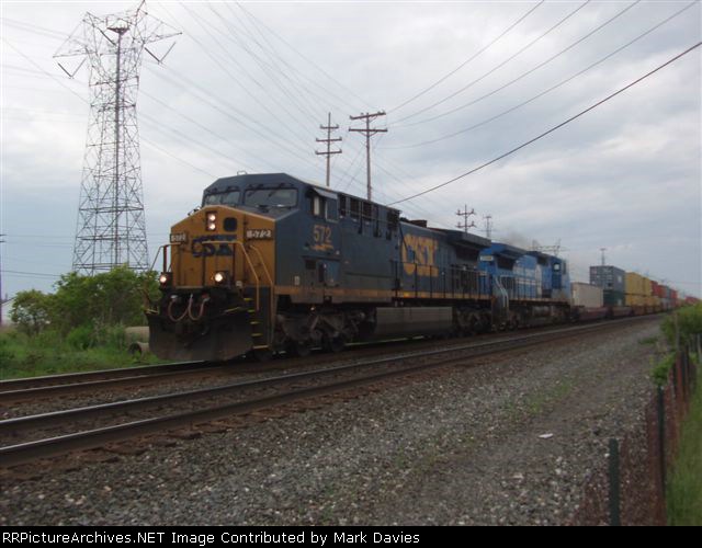 CSX 572 + CSX 7385
